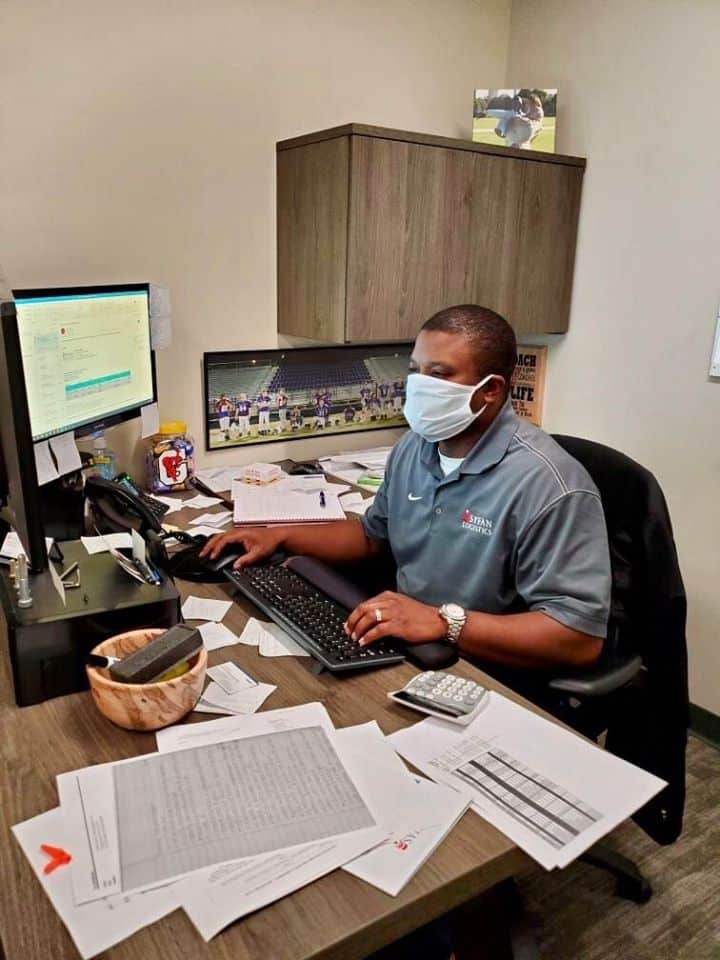 8 Ways to Keep Your Working From Home Team Engaged | Syfan